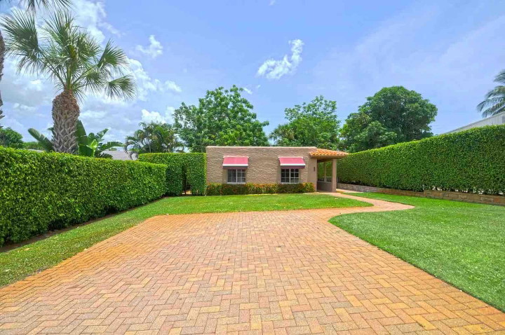 Charming Home W/ Hot Tub! - West Palm Beach, FL