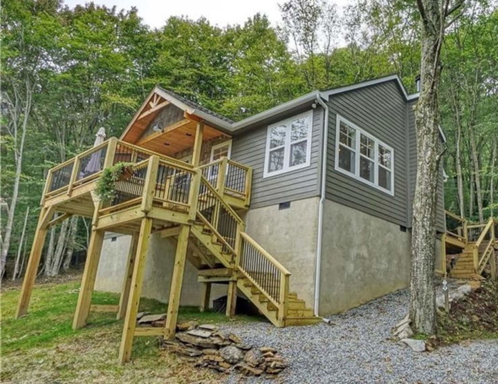 Yes, Deer! Hot Tub, Cozy, A/c, Prime Location! - Banner Elk, NC