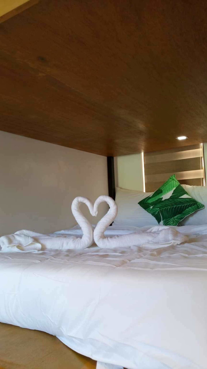 Elaia Beach Resort - Vip Rm - Bataan