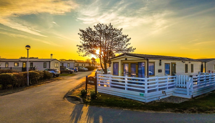 Hot Dog Retreats | Haven Greenacres Holiday Park - Portmeirion