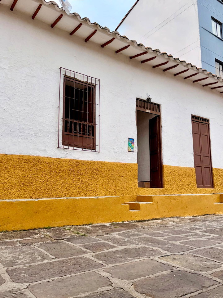 Colonial House By The Park - 4br, 3ba, Sleeps 16 - San Gil
