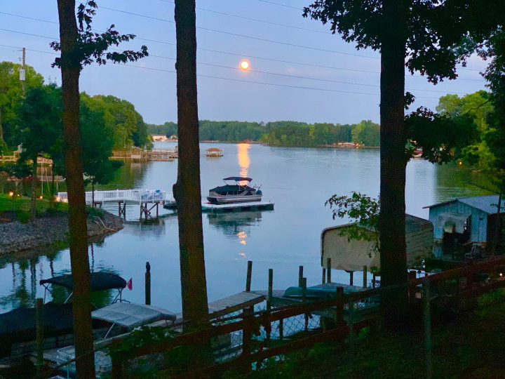 Beautiful And Quiet Home At Lake Norman - Denver, NC