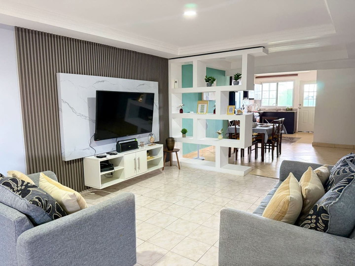 Spacious Family House Airport - Panama