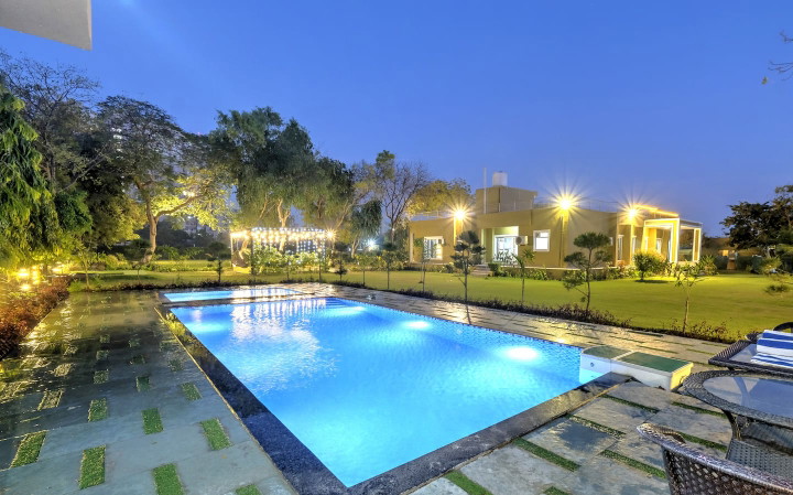 Raas Vilas 4bhk Boutique Farm House In Gurgaon - 구르가온