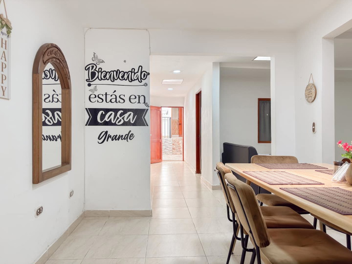 Casa Grande In The Best Block Of Envigado! (Dorado) - Envigado