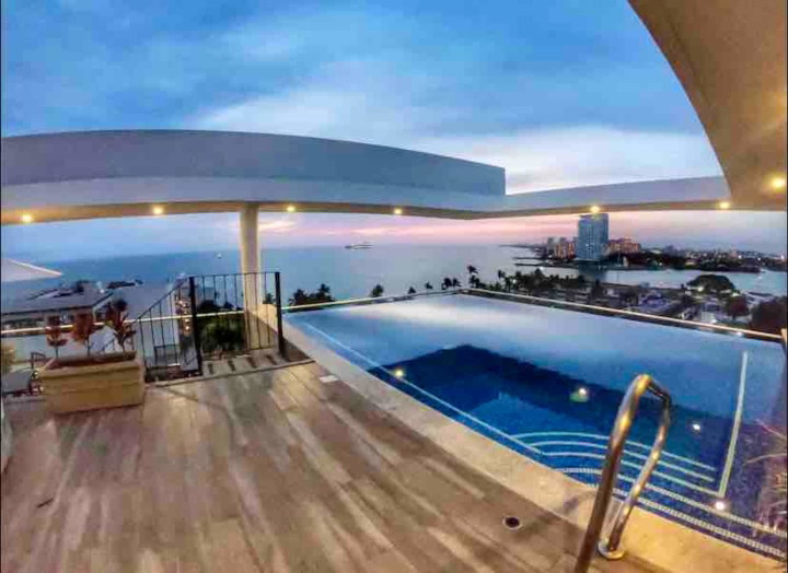 Modern Loft 1 Block From The Beach And Seaport - Puerto Vallarta
