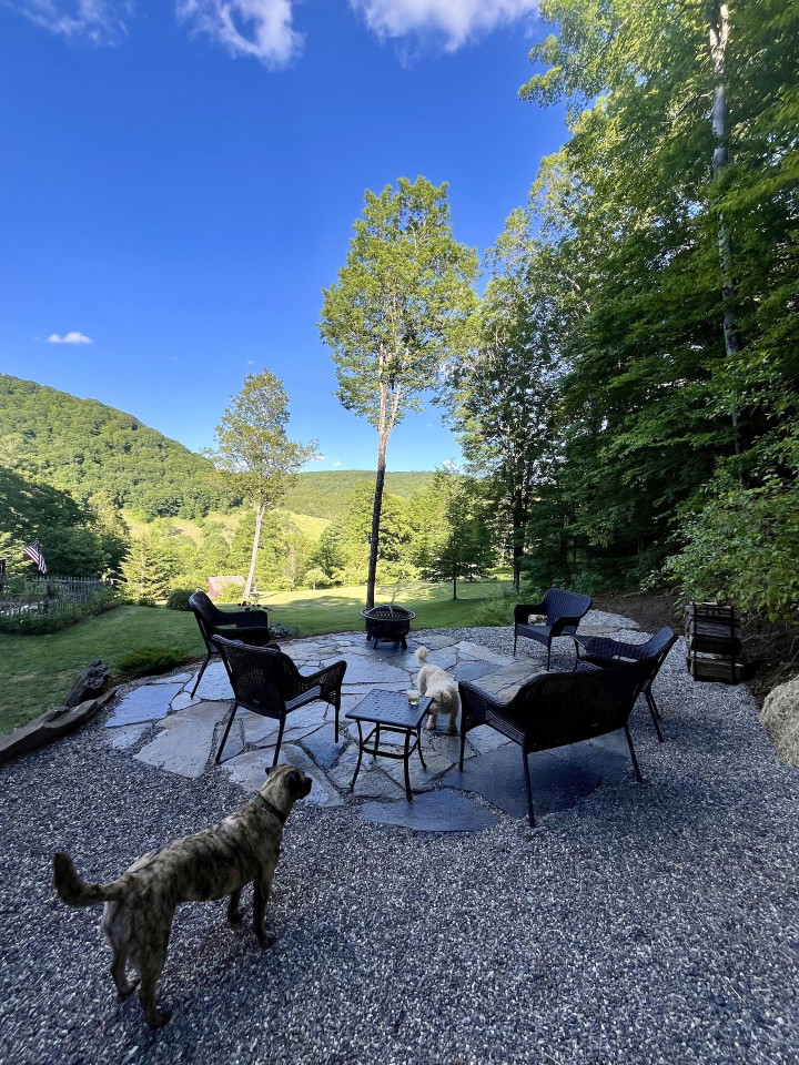 Cozy, Clean Studio With Picturesque Vermont Views! - Woodstock, VT