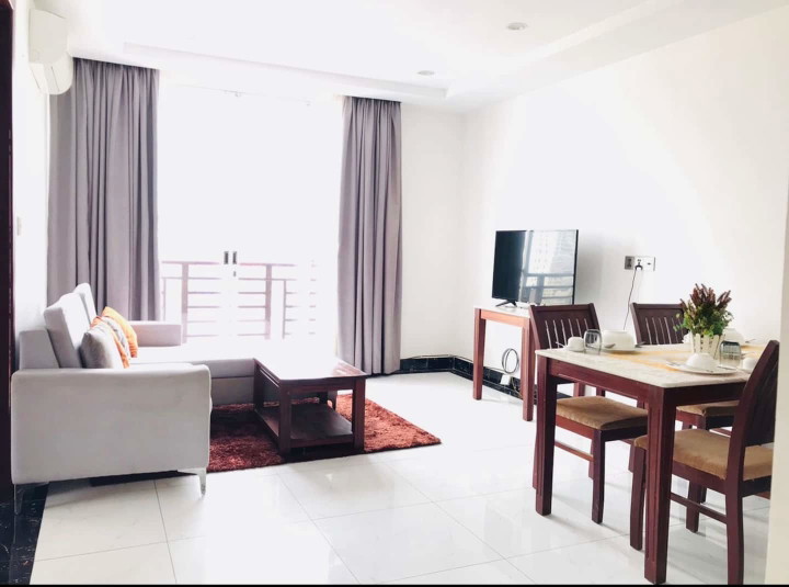 (802) Huge 2 Bedroom Apt @ Russian Market - Phnom Penh