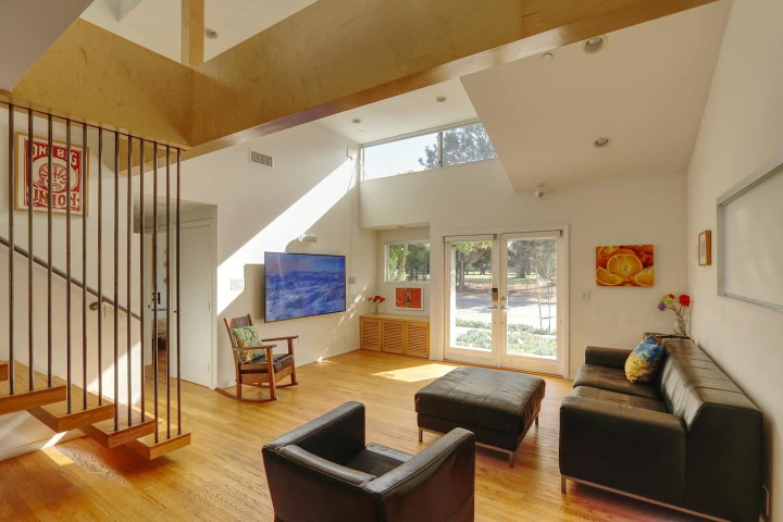 Stunning Architectural Home By Golf Course - Santa Monica, CA