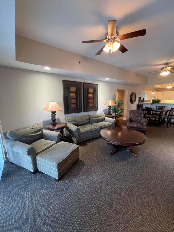 Beautiful Condo By The Racetrack! - Bristol, TN