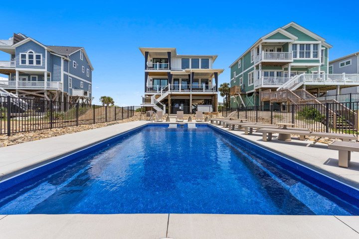 Luxury Oceanfront, Pool, Elevator, Volleyball - North Carolina