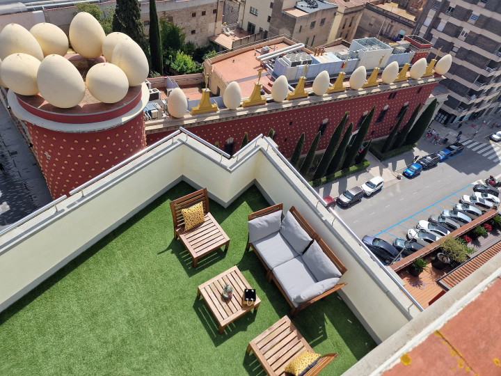 Penthouse Avec Terrasse Privée, Face Du Musée Dalí - Figueras