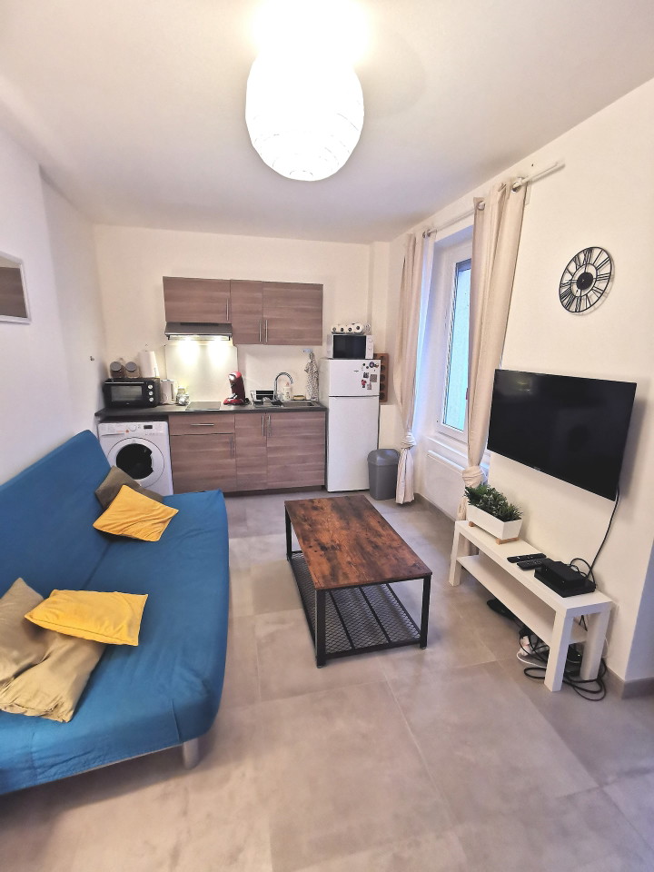 Le Charmette 2, Duplex 30m2 Prox Gare/métro/bus - Saint-Priest