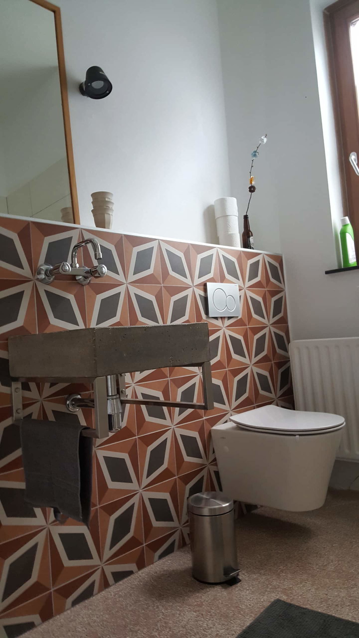 Espace Chaleureux Dans Un Ancien Dépôt De Bus - Maastricht