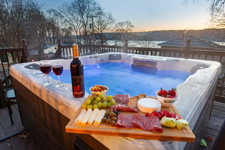 Lake Views | Theater Room | Hot Tub | Mins To All - Watkins Glen