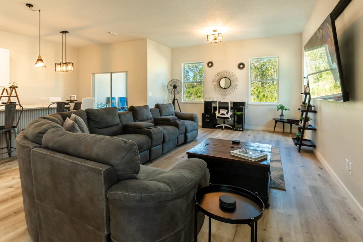 Peaceful Beach Escape Pet & Family Friendly - Flagler Beach, FL