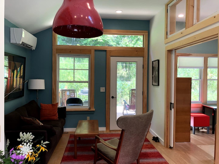 Sunny And Spacious Studio - A Serene Getaway - New Paltz, NY