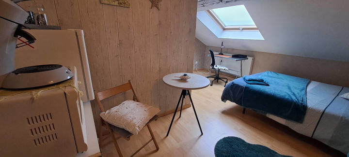 Coquette Chambre, Jacuzzi , Avec Petit Déjeuner. - Thionville