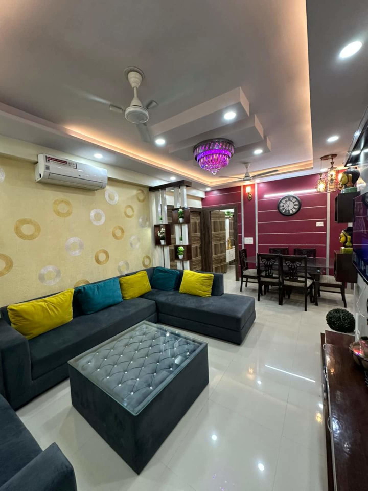Royal Aura - Ghaziabad
