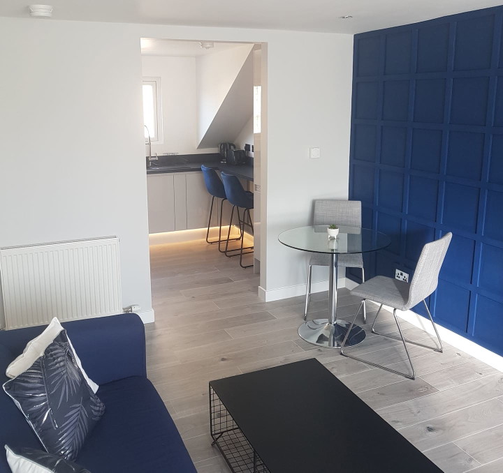 Stylish 1st Floor Loft Apartment With Free Parking - Kirkcaldy