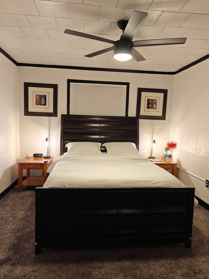 Modern Private Suite W/ Self Check-in & Free Wifi - Easton