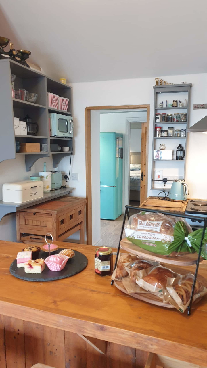 The Olde Sweet Shop - Trim