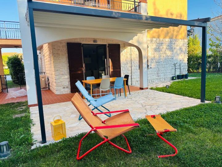 Magnificent Three-room Apartment With Pool - Sirolo