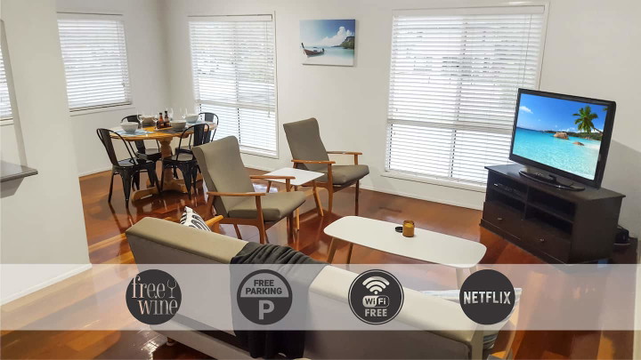 Retro Styled 3 Bed With Air-cond, Wifi And Netflix - Brisbane