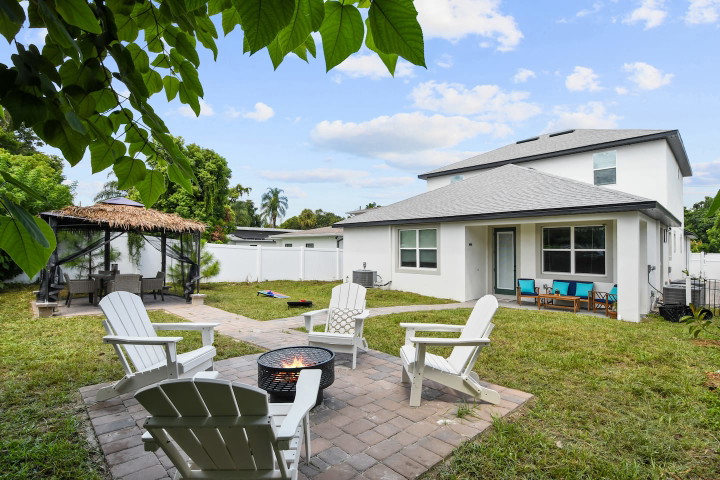 2 King En-suite Fenced Yard - Orlando, FL