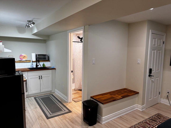 Central City Stay - Peterborough, ON, Canadà