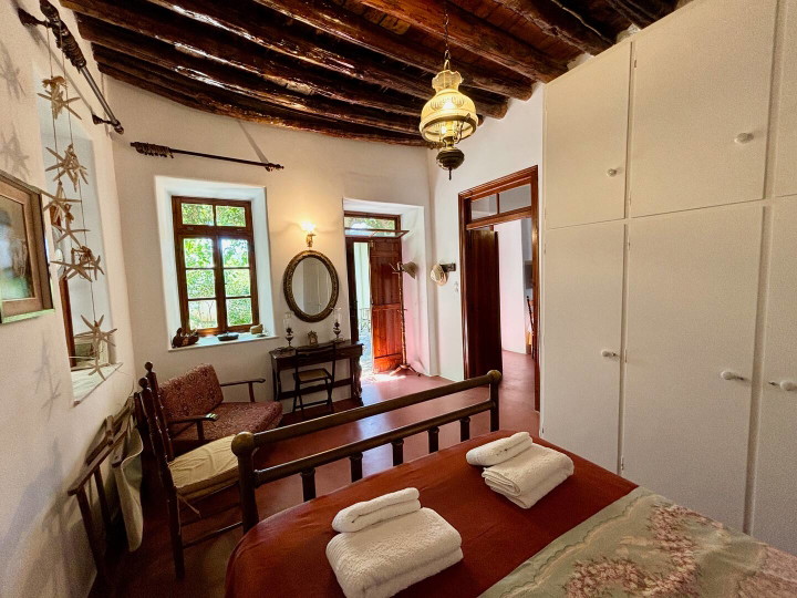 Recently, Traditional, Renovated, Backyard, Garden - Grecja