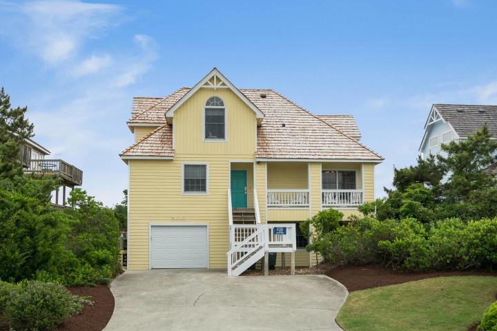 Salty Dog: Hot Tub, Foosball, Beach Club Amenities - Nags Head, NC