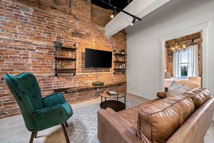The Goodman: Front Street Flats - Belleville, Canada