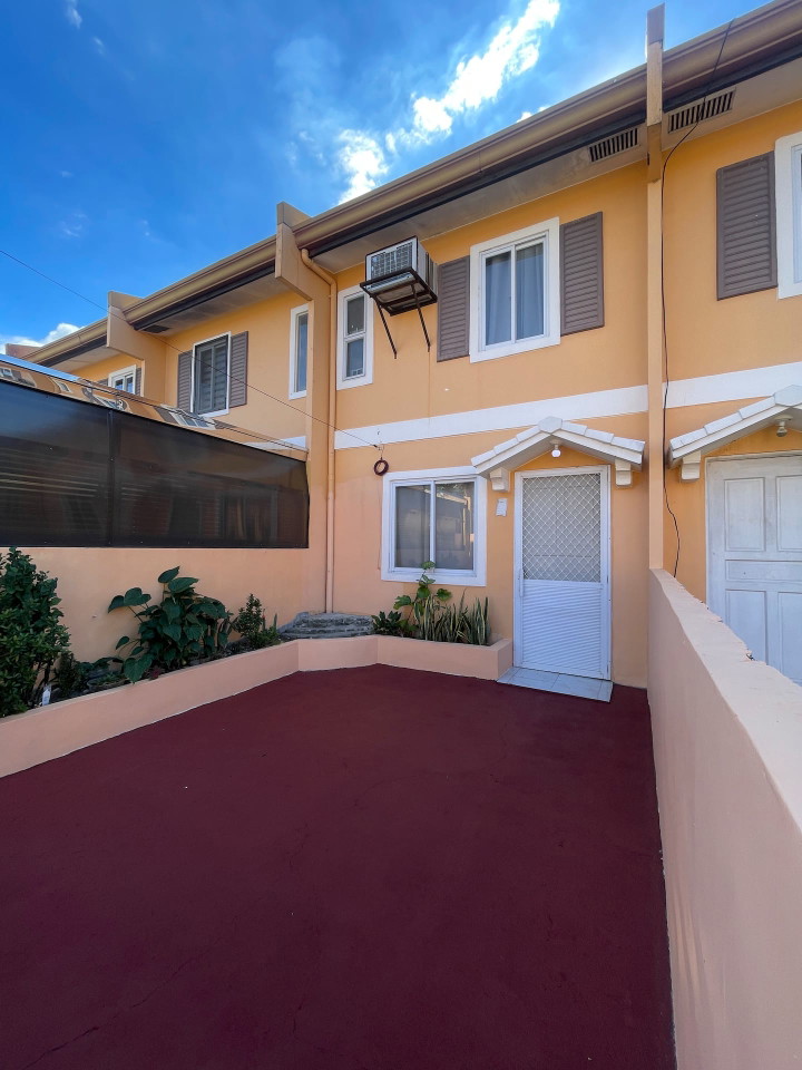 Cute 2 Room House In Camella - Tarlac City