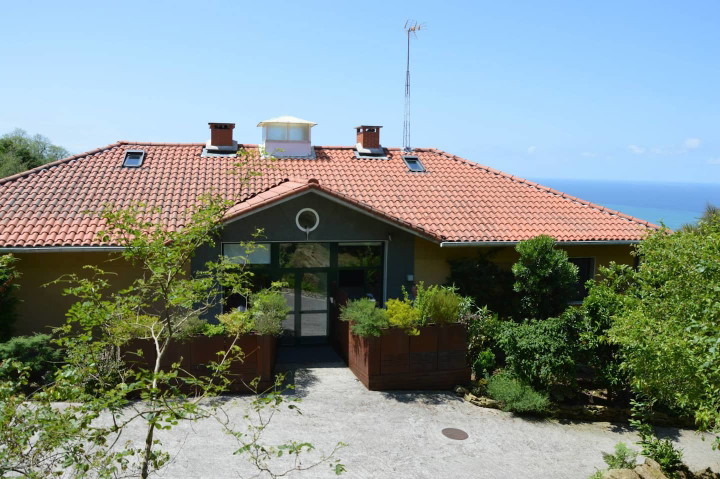 Apartamento Con Terraza Orientación Mar - Orio