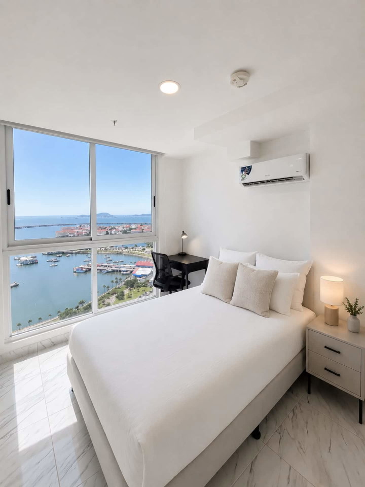 Stunning Panoramic Oceanfront View | The Sands - Panama