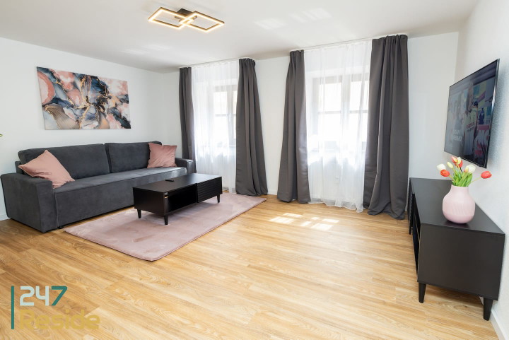 247 Reside: Apartment Sz2 | City Center | Netflix - Straubing