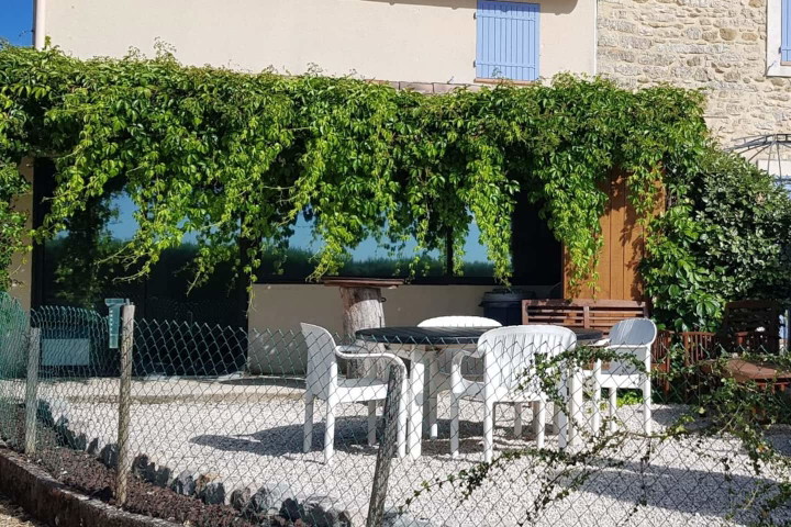 Bonnieux : Campagne Calme Aux Couleurs Provençales - Bonnieux