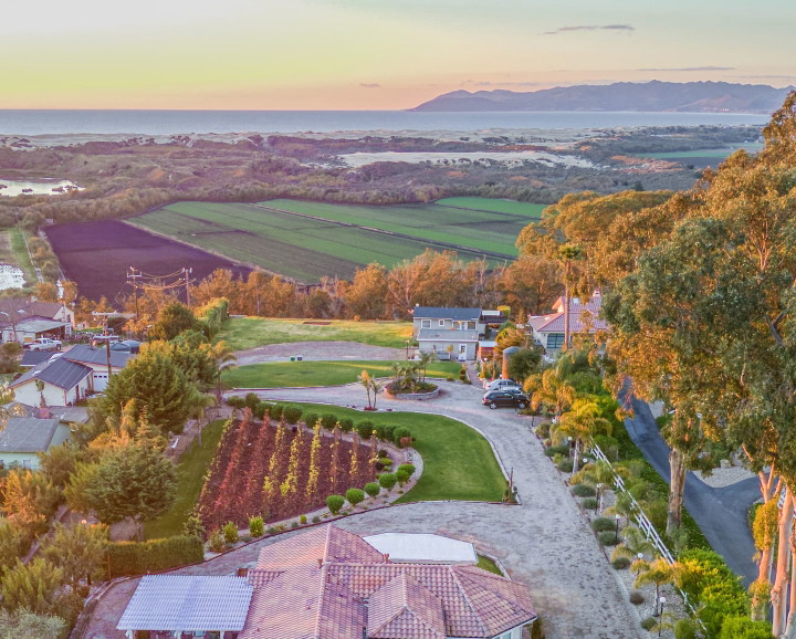 Pismo Sand Dunes And Ocean View Home. - Avila Beach, CA