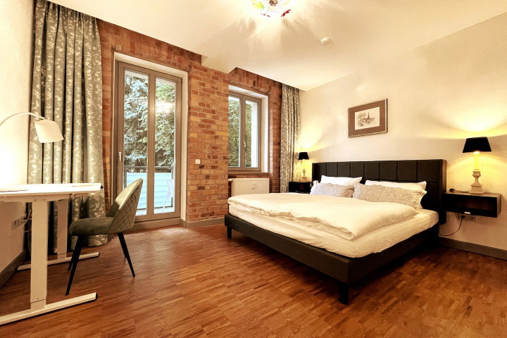 Individual Living With Balcony & High-speed Wi-fi - Leipzig