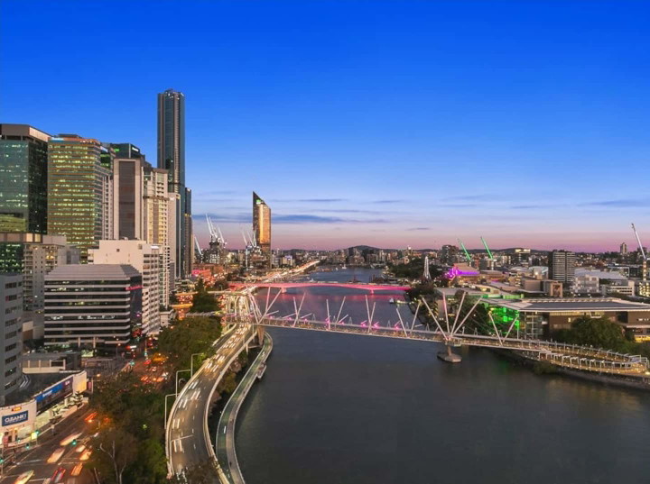 Views For Days!!! - Brisbane