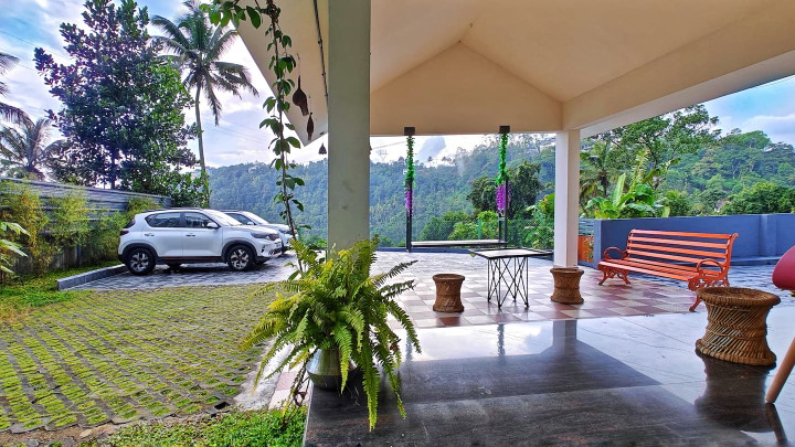 The Explorers Nest | Private Villa | Full Kitchen - Munnar