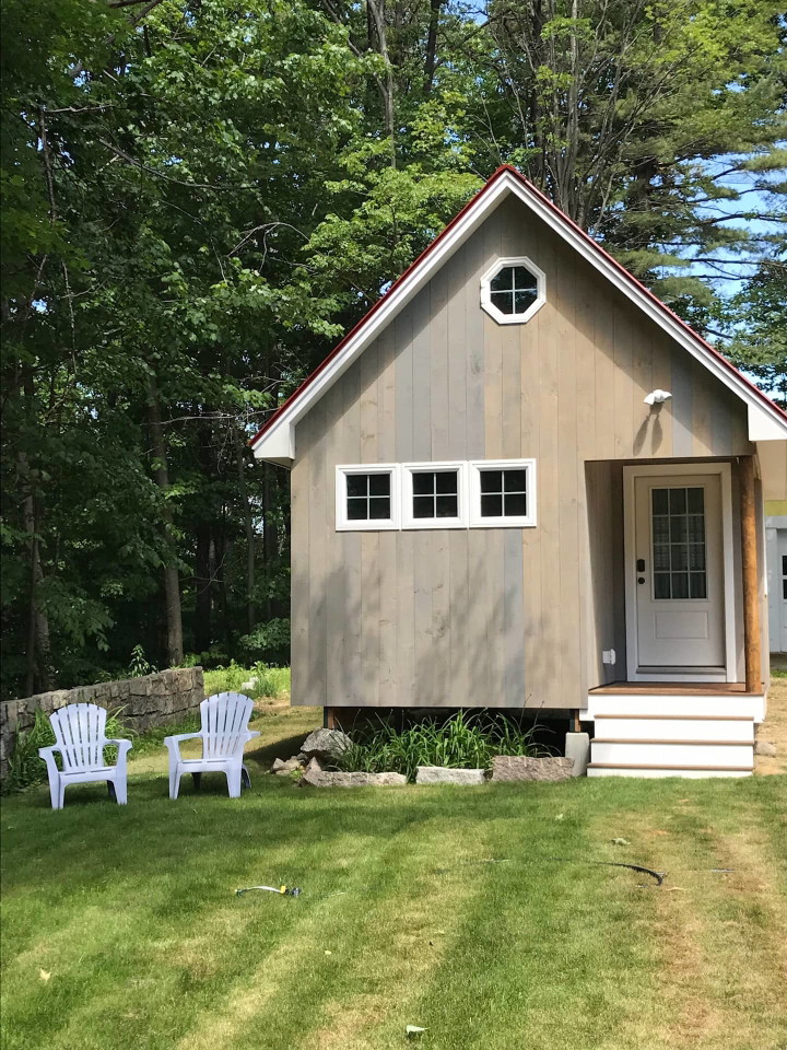 North Conway Village Tiny House, Sleeps 1-4 - Conway, NH