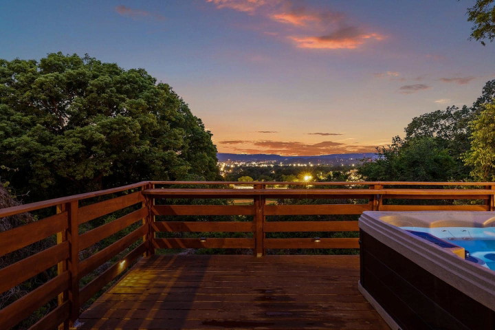 Skyline Views  Hot Tub  Minutes To Downtown - Chattanooga, TN