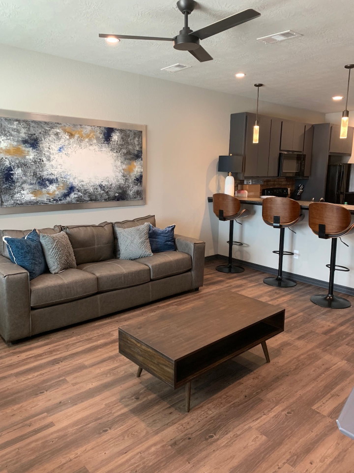 New Fully Furnished Condo In College Station! 307 - Bryan, TX