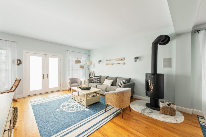 Cheerful 3-bedroom Beach-house With Fireplace - Sea Bright, NJ