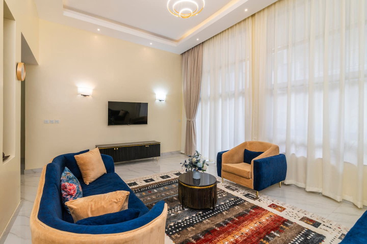 Elegant 4br Townhouse W/pool Near Wilson Airport - Kenya