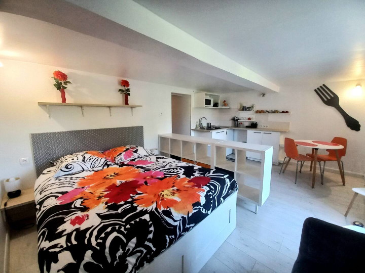 Studio Avec Jardin, Cuers Centre, Avec Parking - Cuers