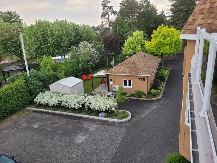 Maisonnette Dans La Nature En Pleine Ville. - Trois-Rivières