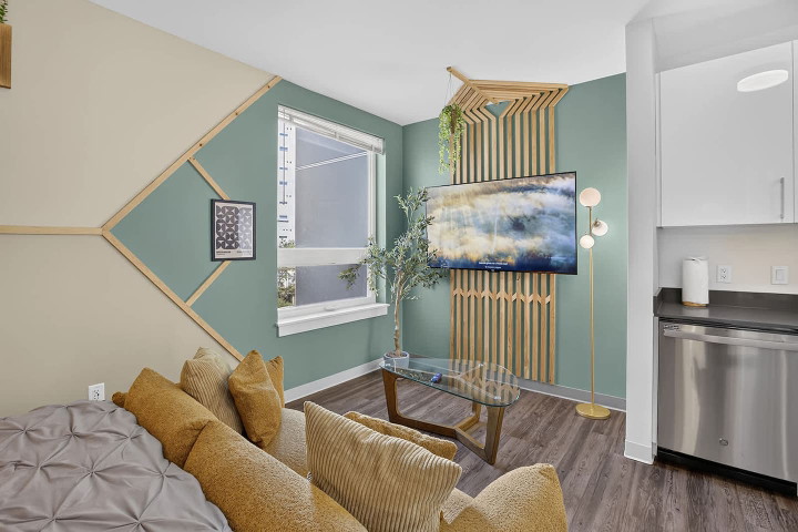 The Apgar: Cozy  Inviting  Amenities! - Boston, MA